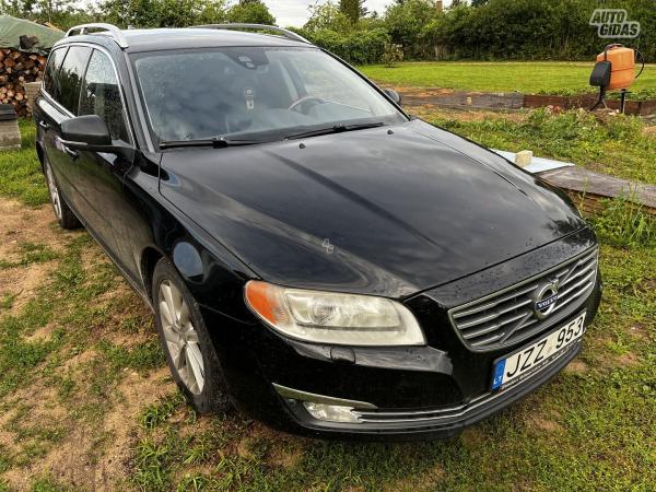 Black Volvo V70 2013 in Kaunas, with an engine capacity of 2.00 L and mileage of 373 thousand km for 4500 €, photo 2 on AUTOMOTO.COM.LV