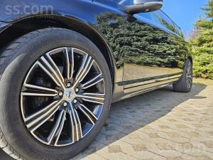 Black Volvo V70 2013 in Jurmala, with an engine capacity of 2.00 L and mileage of 0 thousand km for 5999 €, photo 9 on AUTOMOTO.COM.LV