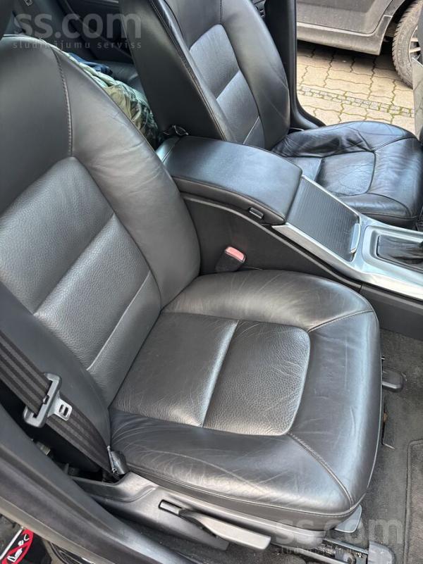 Melns Volvo V70 2013 Jelgava, ar dzinēja tilpumu 2.00 L un nobraukumu 0 tūkst. km par 5699 €, foto 10 vietnē AUTOMOTO.COM.LV