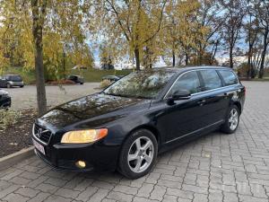 Melns Volvo V70 2013 Jelgava, ar dzinēja tilpumu 2.00 L un nobraukumu 0 tūkst. km par 5599 €, foto 1 vietnē AUTOMOTO.COM.LV