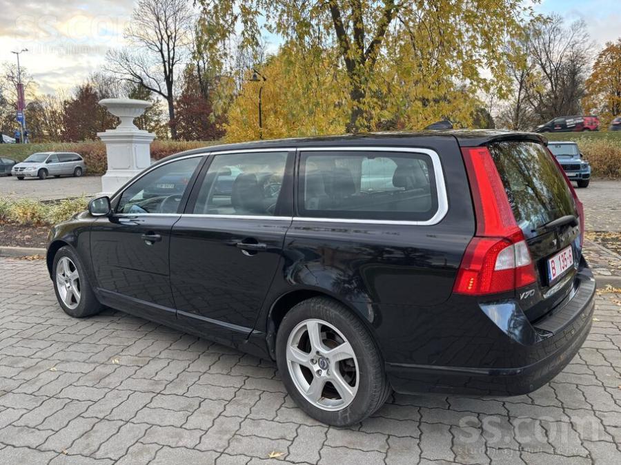 Melns Volvo V70 2013 Jelgava, ar dzinēja tilpumu 2.00 L un nobraukumu 0 tūkst. km par 5599 €, foto 3 vietnē AUTOMOTO.COM.LV