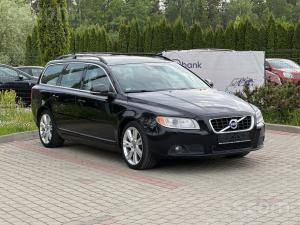 Melns Volvo V70 2013 Cēsis, ar dzinēja tilpumu 2.40 L un nobraukumu 290 tūkst. km par 7800 €, foto 5 vietnē AUTOMOTO.COM.LV