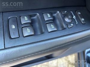 Black Volvo V70 2013 in Riga, with an engine capacity of 2.00 L and mileage of 273 thousand km for 6900 €, photo 14 on AUTOMOTO.COM.LV