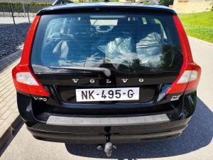 Melns Volvo V70 2013 Kauņa, ar dzinēja tilpumu 1.98 L un nobraukumu 290 tūkst. km par 5495 €, foto 6 vietnē AUTOMOTO.COM.LV