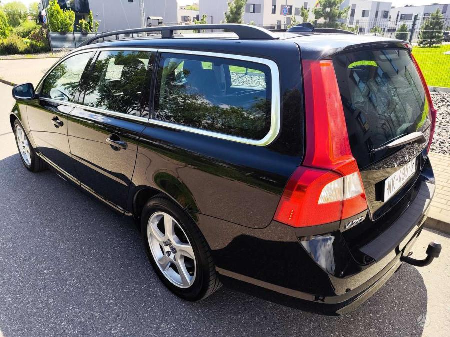 Melns Volvo V70 2013 Kauņa, ar dzinēja tilpumu 1.98 L un nobraukumu 290 tūkst. km par 5495 €, foto 7 vietnē AUTOMOTO.COM.LV