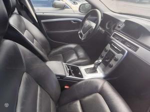 Melns Volvo V70 2013 Kauņa, ar dzinēja tilpumu 1.98 L un nobraukumu 290 tūkst. km par 5495 €, foto 33 vietnē AUTOMOTO.COM.LV
