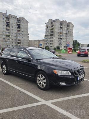 Black Volvo V70 2013 in Daugavpils, with an engine capacity of 2.00 L and mileage of 240 thousand km for 4200 €, photo  on AUTOMOTO.COM.LV