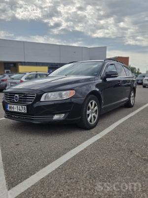 Black Volvo V70 2013 in Daugavpils, with an engine capacity of 2.00 L and mileage of 240 thousand km for 4200 €, photo 4 on AUTOMOTO.COM.LV