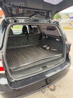 Black Volvo V70 2013 in Daugavpils, with an engine capacity of 2.00 L and mileage of 240 thousand km for 4200 €, photo 8 on AUTOMOTO.COM.LV