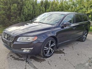 Black Volvo V70 2013 in Ukmerge, with an engine capacity of 1.98 L and mileage of 321 thousand km for 6500 €, photo  on AUTOMOTO.COM.LV