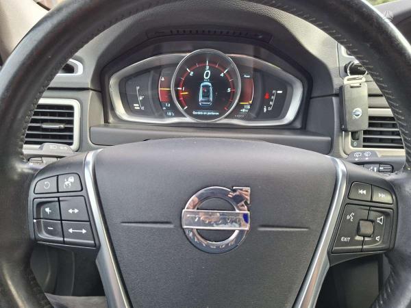 Melns Volvo V70 2013 Ukmergė, ar dzinēja tilpumu 1.98 L un nobraukumu 321 tūkst. km par 6500 €, foto 9 vietnē AUTOMOTO.COM.LV
