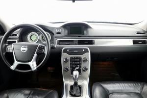 Melns Volvo V70 2013 Tallina, ar dzinēja tilpumu 2.00 L un nobraukumu 322 tūkst. km par 2199 €, foto 6 vietnē AUTOMOTO.COM.LV