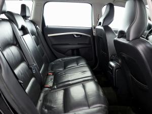Melns Volvo V70 2013 Tallina, ar dzinēja tilpumu 2.00 L un nobraukumu 322 tūkst. km par 2199 €, foto 15 vietnē AUTOMOTO.COM.LV