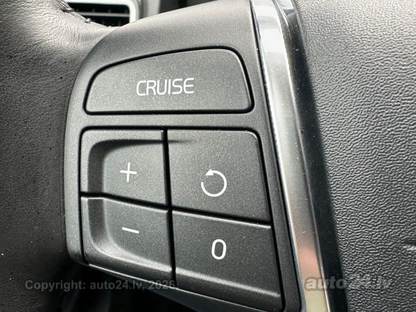 Melns Volvo V70 2013 Tartu, ar dzinēja tilpumu 2.00 L un nobraukumu 265 tūkst. km par 8950 €, foto 7 vietnē AUTOMOTO.COM.LV