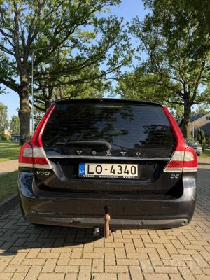 Melns Volvo V70 2013 Valmiera, ar dzinēja tilpumu 2.00 L un nobraukumu 304 tūkst. km par 6600 €, foto 6 vietnē AUTOMOTO.COM.LV