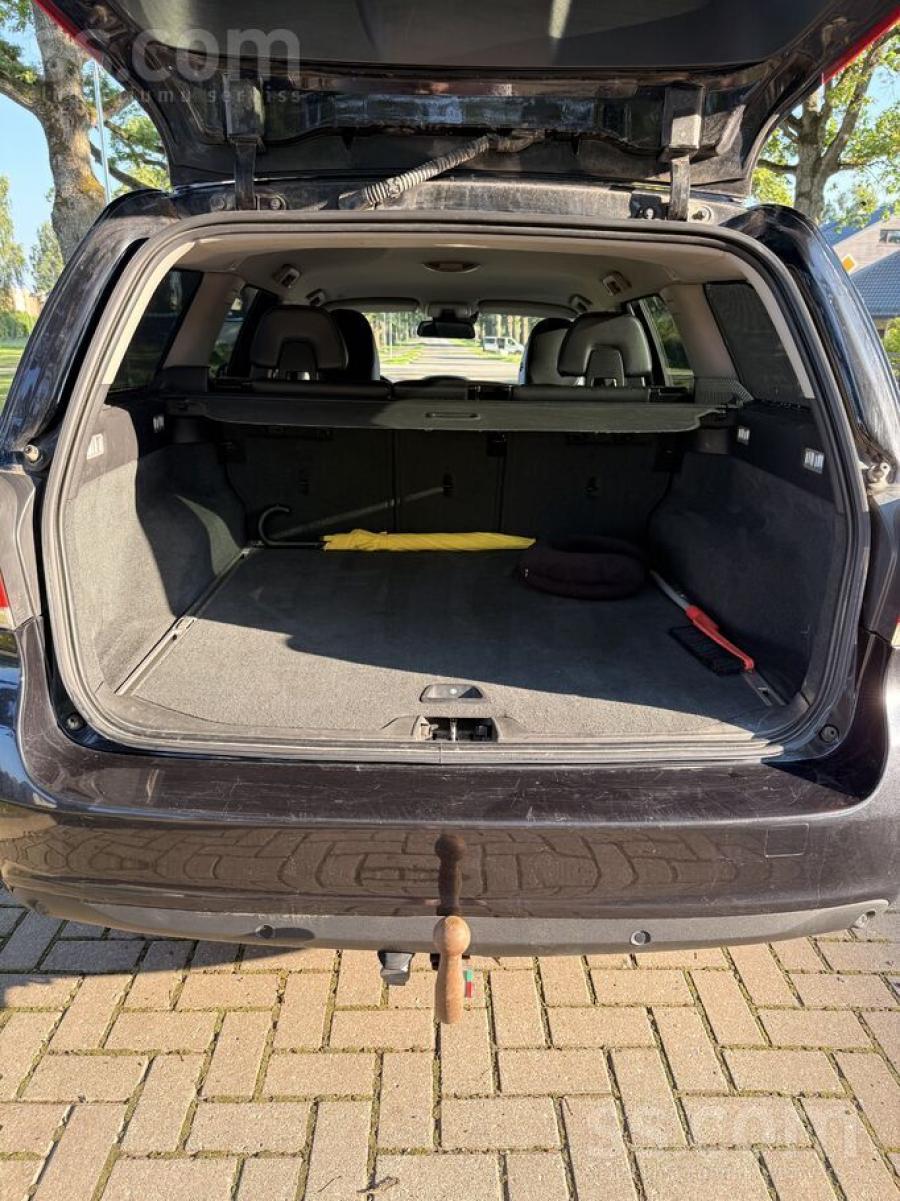 Melns Volvo V70 2013 Valmiera, ar dzinēja tilpumu 2.00 L un nobraukumu 304 tūkst. km par 6600 €, foto 11 vietnē AUTOMOTO.COM.LV