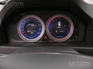 Черный Вольво В70 2013 в Рига, объемом двигателя 2.00 л и пробегом 204 тыс. км за 7200 €, фото 14 на AUTOMOTO.COM.LV