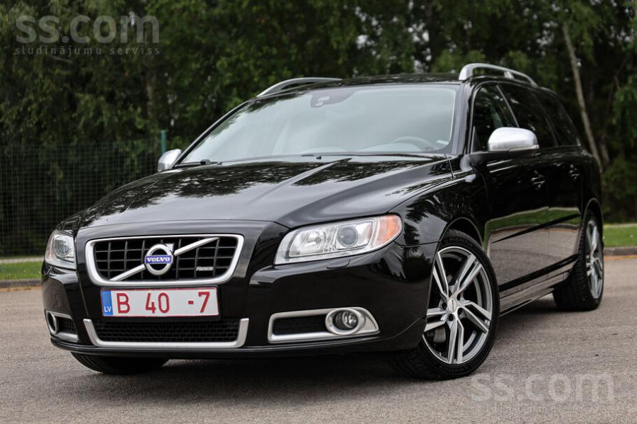 Black Volvo V70 2013 in Tukums, with an engine capacity of 2.00 L and mileage of 319 thousand km for 7950 €, photo 1 on AUTOMOTO.COM.LV