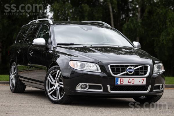 Black Volvo V70 2013 in Tukums, with an engine capacity of 2.00 L and mileage of 319 thousand km for 7950 €, photo 4 on AUTOMOTO.COM.LV