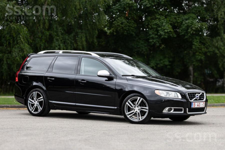Black Volvo V70 2013 in Tukums, with an engine capacity of 2.00 L and mileage of 319 thousand km for 7950 €, photo 6 on AUTOMOTO.COM.LV