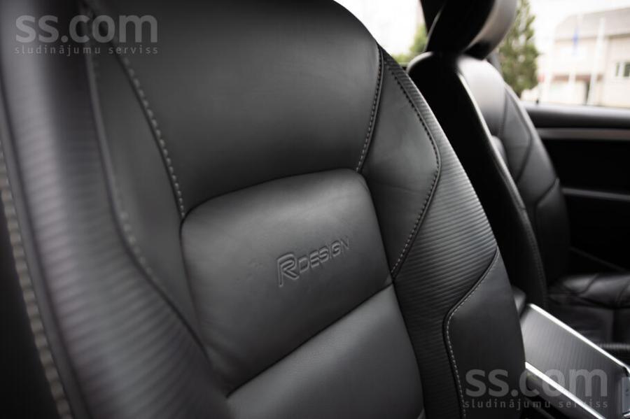 Black Volvo V70 2013 in Tukums, with an engine capacity of 2.00 L and mileage of 319 thousand km for 7950 €, photo 19 on AUTOMOTO.COM.LV