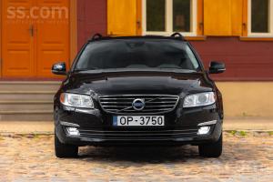 Melns Volvo V70 2013 Jelgava, ar dzinēja tilpumu 2.00 L un nobraukumu 0 tūkst. km par 6990 €, foto 16 vietnē AUTOMOTO.COM.LV