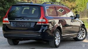 Melns Volvo V70 2013 Ukmergė, ar dzinēja tilpumu 1.98 L un nobraukumu 352 tūkst. km par 5900 €, foto 4 vietnē AUTOMOTO.COM.LV