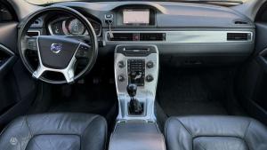 Melns Volvo V70 2013 Ukmergė, ar dzinēja tilpumu 1.98 L un nobraukumu 352 tūkst. km par 5900 €, foto 13 vietnē AUTOMOTO.COM.LV