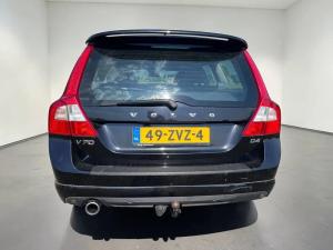 Black Volvo V70 2013 in Jurmala, with an engine capacity of 2.00 L and mileage of 0 thousand km for 6950 €, photo 8 on AUTOMOTO.COM.LV