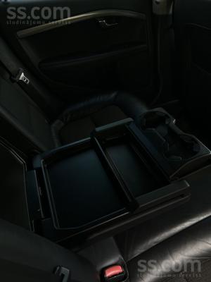 Melns Volvo V70 2013 Ogre, ar dzinēja tilpumu 2.00 L un nobraukumu 296 tūkst. km par 5500 €, foto 11 vietnē AUTOMOTO.COM.LV