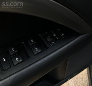 Melns Volvo V70 2013 Ogre, ar dzinēja tilpumu 2.00 L un nobraukumu 296 tūkst. km par 5500 €, foto 13 vietnē AUTOMOTO.COM.LV