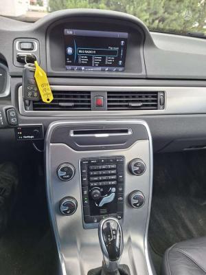Melns Volvo V70 2013 Ukmergė, ar dzinēja tilpumu 1.98 L un nobraukumu 324 tūkst. km par 5950 €, foto 12 vietnē AUTOMOTO.COM.LV
