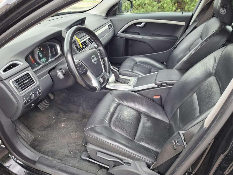 Melns Volvo V70 2013 Ukmergė, ar dzinēja tilpumu 1.98 L un nobraukumu 324 tūkst. km par 5950 €, foto 14 vietnē AUTOMOTO.COM.LV