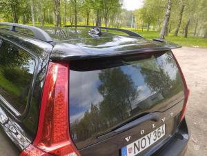 Black Volvo V70 2013 in Plunge, with an engine capacity of 2.40 L and mileage of 248 thousand km for 6700 €, photo 7 on AUTOMOTO.COM.LV