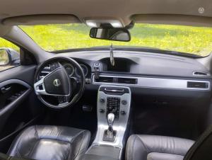 Black Volvo V70 2013 in Plunge, with an engine capacity of 2.40 L and mileage of 248 thousand km for 6700 €, photo 14 on AUTOMOTO.COM.LV