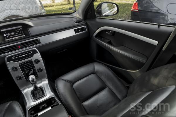 Melns Volvo V70 2013 Rīga, ar dzinēja tilpumu 2.00 L un nobraukumu 281 tūkst. km par 7250 €, foto 11 vietnē AUTOMOTO.COM.LV
