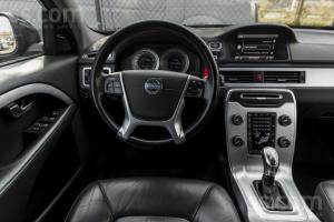 Black Volvo V70 2013 in Riga, with an engine capacity of 2.00 L and mileage of 281 thousand km for 7250 €, photo 17 on AUTOMOTO.COM.LV