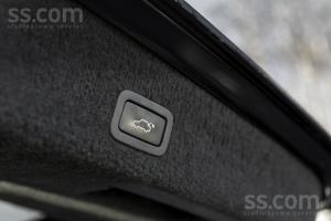Black Volvo V70 2013 in Riga, with an engine capacity of 2.00 L and mileage of 281 thousand km for 7250 €, photo 26 on AUTOMOTO.COM.LV