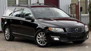 Black Volvo V70 2013 in Ukmerge, with an engine capacity of 1.98 L and mileage of 350 thousand km for 5900 €, photo 1 on AUTOMOTO.COM.LV