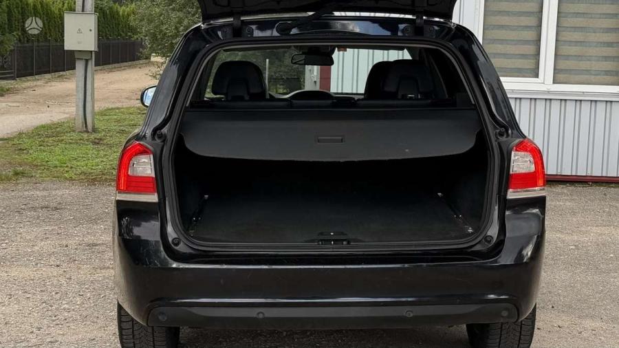 Black Volvo V70 2013 in Ukmerge, with an engine capacity of 1.98 L and mileage of 350 thousand km for 5900 €, photo 20 on AUTOMOTO.COM.LV