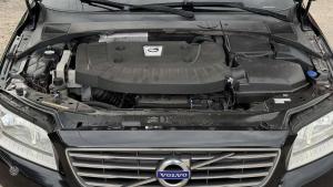 Black Volvo V70 2013 in Ukmerge, with an engine capacity of 1.98 L and mileage of 350 thousand km for 5900 €, photo 21 on AUTOMOTO.COM.LV