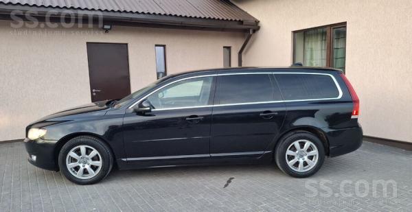 Melns Volvo V70 2014 Tukums, ar dzinēja tilpumu 2.00 L un nobraukumu 348 tūkst. km par 5650 €, foto 6 vietnē AUTOMOTO.COM.LV