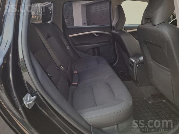 Melns Volvo V70 2014 Tukums, ar dzinēja tilpumu 2.00 L un nobraukumu 348 tūkst. km par 5650 €, foto 10 vietnē AUTOMOTO.COM.LV