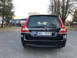 Melns Volvo V70 2014 Ogre, ar dzinēja tilpumu 2.00 L un nobraukumu 0 tūkst. km par 11900 €, foto 4 vietnē AUTOMOTO.COM.LV