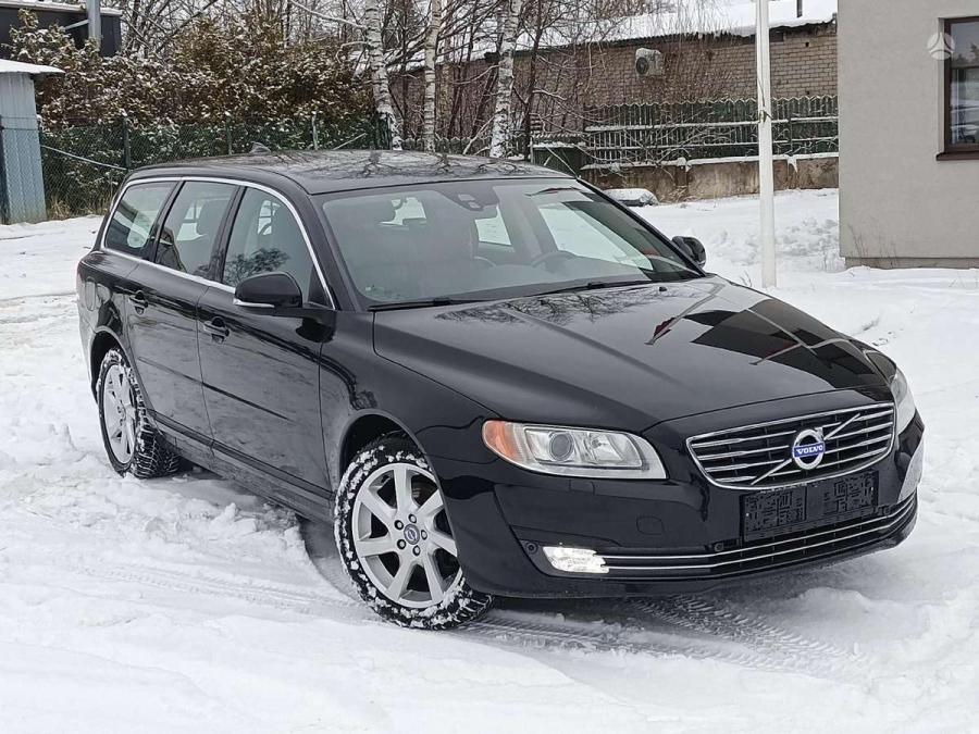 Melns Volvo V70 2014 Utena, ar dzinēja tilpumu 1.98 L un nobraukumu 268 tūkst. km par 7500 €, foto 4 vietnē AUTOMOTO.COM.LV