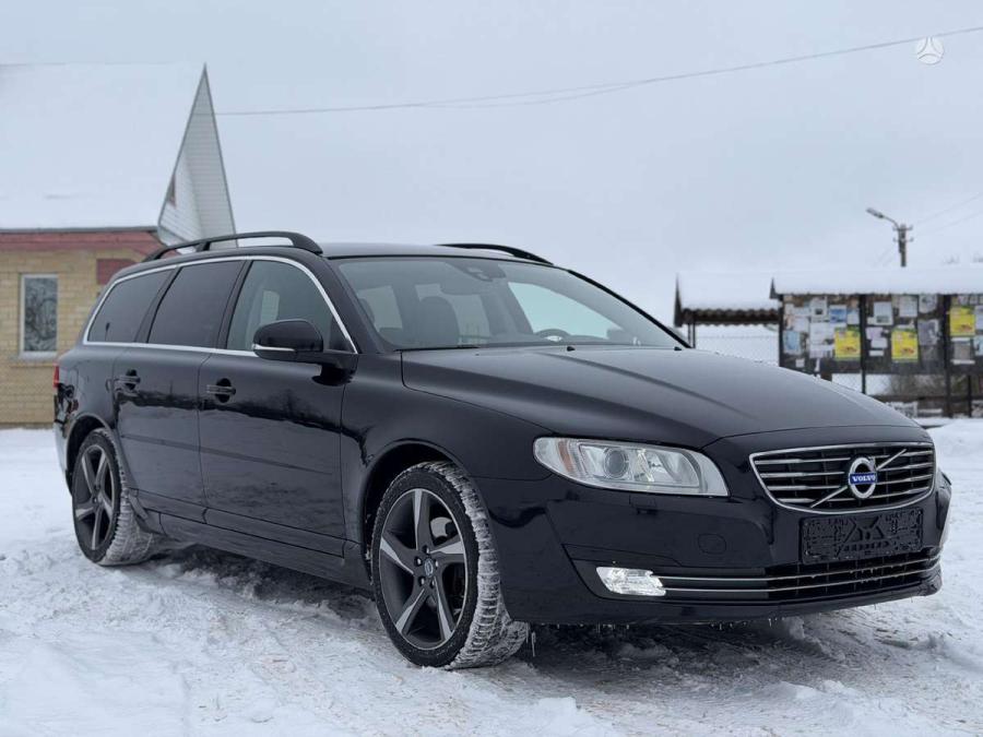 Melns Volvo V70 2014 Utena, ar dzinēja tilpumu 1.98 L un nobraukumu 258 tūkst. km par 8700 €, foto 1 vietnē AUTOMOTO.COM.LV