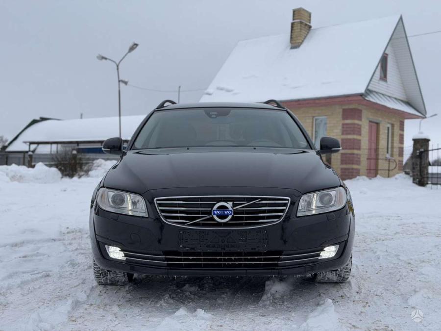 Melns Volvo V70 2014 Utena, ar dzinēja tilpumu 1.98 L un nobraukumu 258 tūkst. km par 8700 €, foto 2 vietnē AUTOMOTO.COM.LV