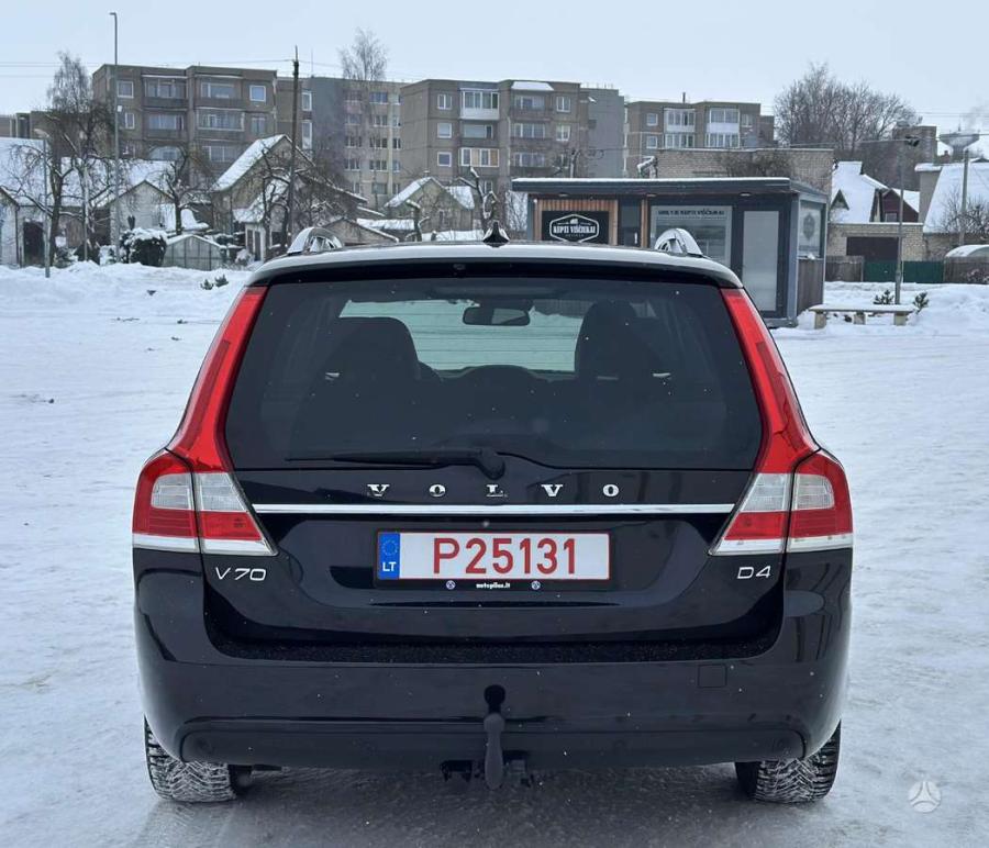 Melns Volvo V70 2014 Raseiniai, ar dzinēja tilpumu 1.98 L un nobraukumu 284 tūkst. km par 6599 €, foto 5 vietnē AUTOMOTO.COM.LV