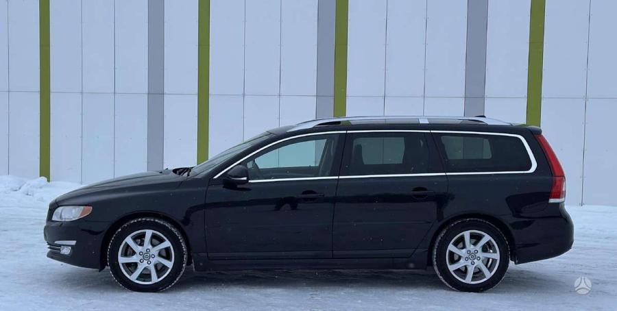 Melns Volvo V70 2014 Raseiniai, ar dzinēja tilpumu 1.98 L un nobraukumu 284 tūkst. km par 6599 €, foto 11 vietnē AUTOMOTO.COM.LV