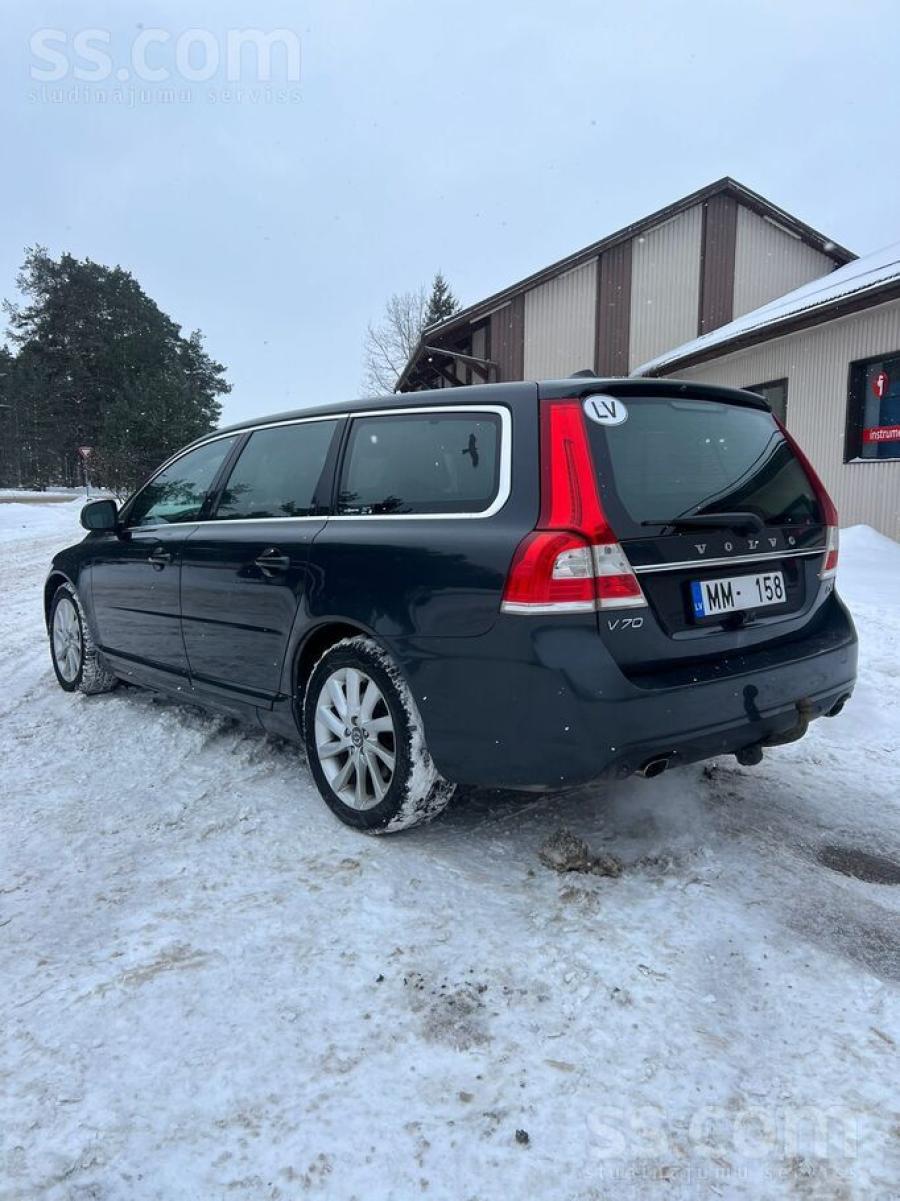 Melns Volvo V70 2014 Jēkabpils, ar dzinēja tilpumu 2.00 L un nobraukumu 180 tūkst. km par 6200 €, foto 2 vietnē AUTOMOTO.COM.LV